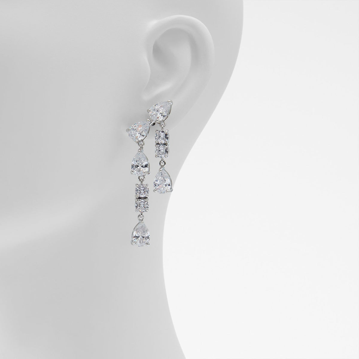 Anisaa / Accessories